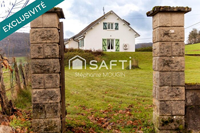 Maison à vendre - Sancey-le-Grand - 8 pièces - 4 chambres