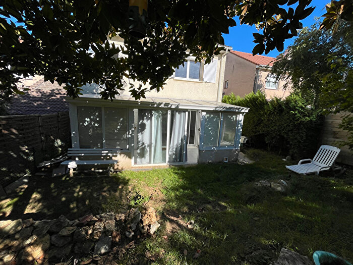 Étampes, Centre-Ville : Maison 6 pièces à vendre