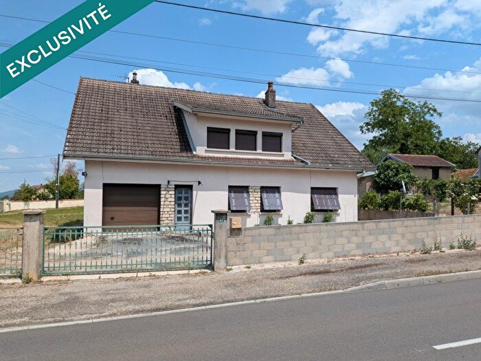 Maison 9 pièces à vendre à Villers-Farlay