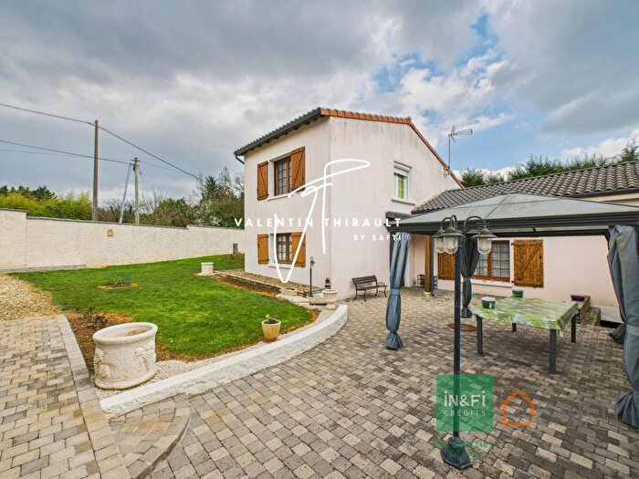 Iteuil : Maison 6 pièces à vendre