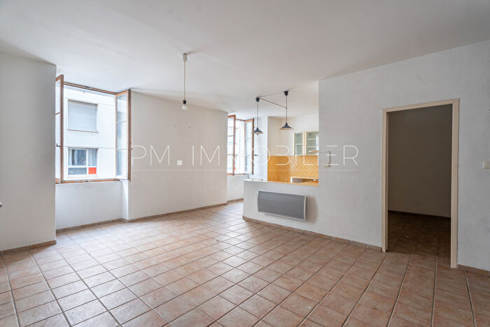 Appartement à vendre - Marseille e , Grands Carmes - 2 pièces - 1 chambre