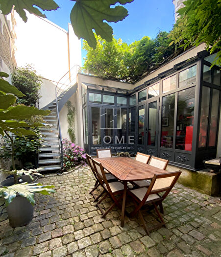 Maison 8 pièces à Angers, Centre-ville, La Fayette, à vendre