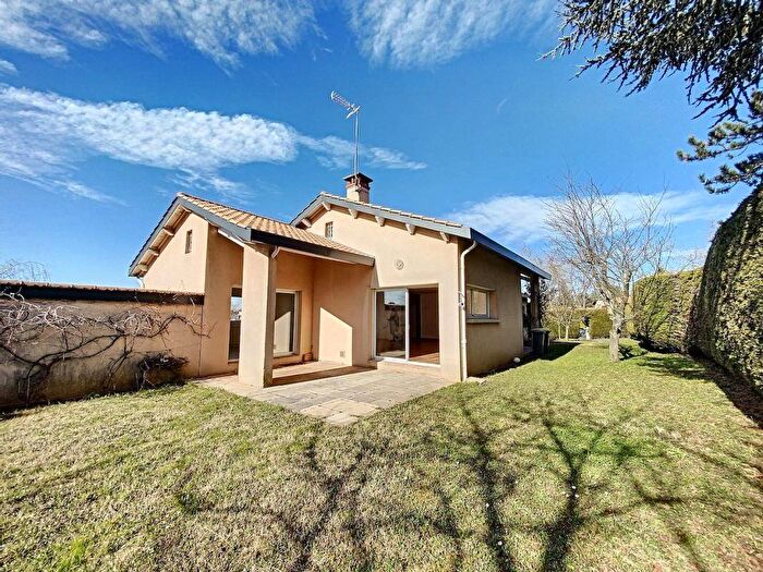 Maison à louer - Sainte-Foy-lès-Lyon - 6 pièces - 4 chambres