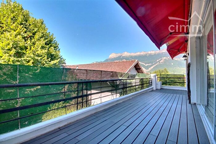 Appartement à vendre - Tencin - 5 pièces - 4 chambres