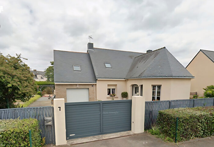 Maison à vendre - Saint-Nazaire - 8 pièces - 5 chambres