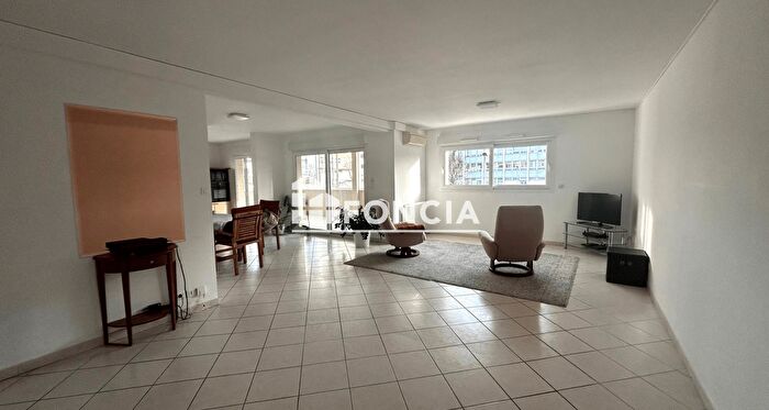 Appartement à vendre - Bourg-en-Bresse, Grande Reyssouze, Grand Challes - 4 pièces - 3 chambres