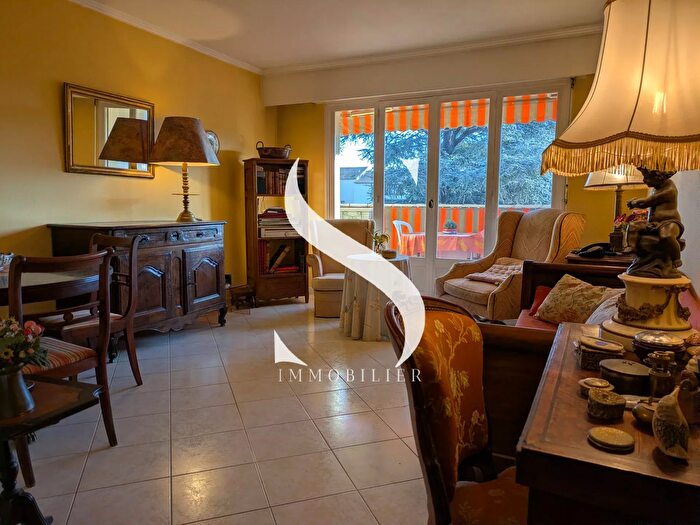 Appartement à vendre - Antibes, Rastines, Super Antibes, Laval, La Fontonne - 3 pièces - 2 chambres