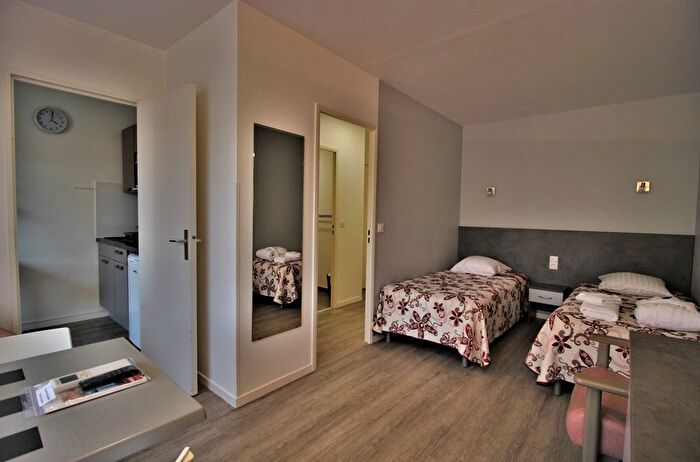 Appartement à vendre - Dax, Centre-ville, Saint-Vincent - 1 pièce - 1 chambre