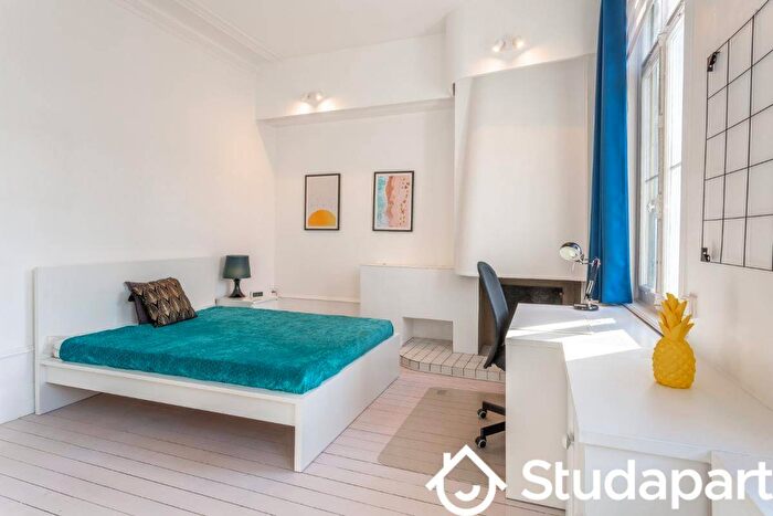 Appartement à louer - Centre Ville, Amiens - 1 pièce - 1 chambre