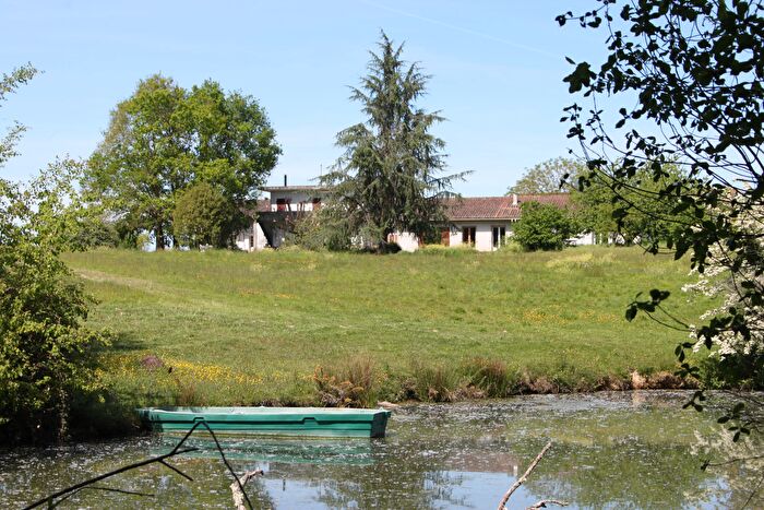 Maison 12 pièces à La Réole, à vendre