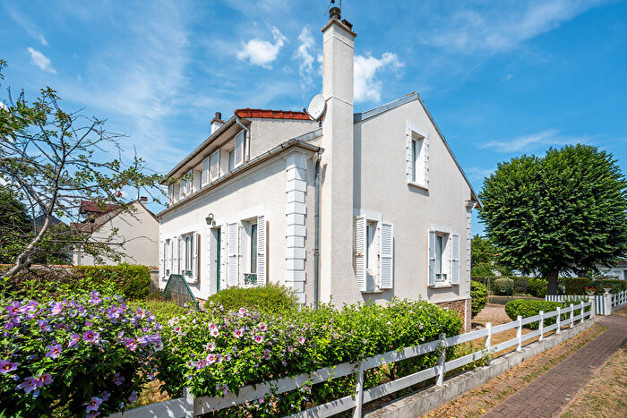 Maison 8 pièces à Montesson, Centre-ville, à vendre