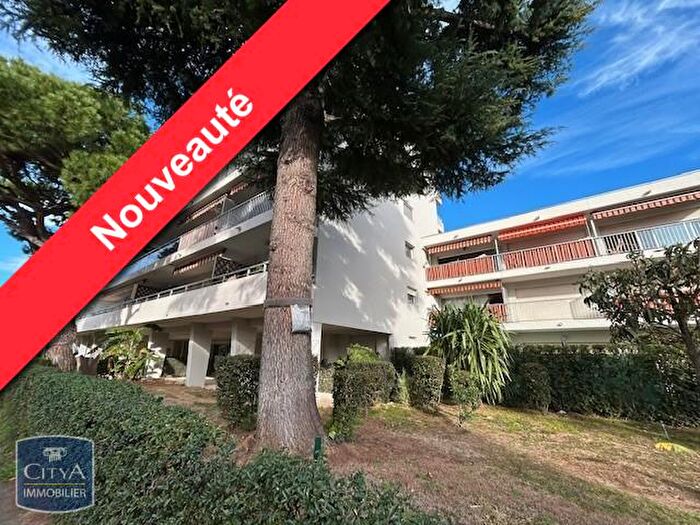 Appartement à vendre - Saint-Laurent-du-Var, Bord de Mer, Port de Plaisance - 3 pièces - 2 chambres