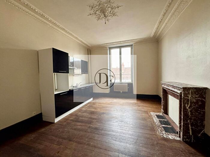 Appartement à louer - Boiscommun - 2 pièces - 1 chambre