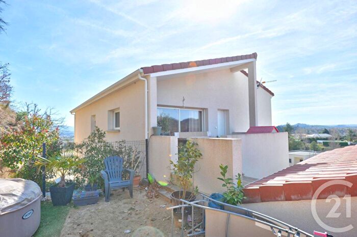 Génissieux : Appartement 4 pièces à louer