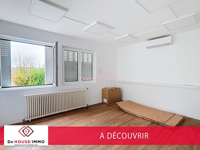 Maison 8 pièces à Savignac-les-Églises, à vendre