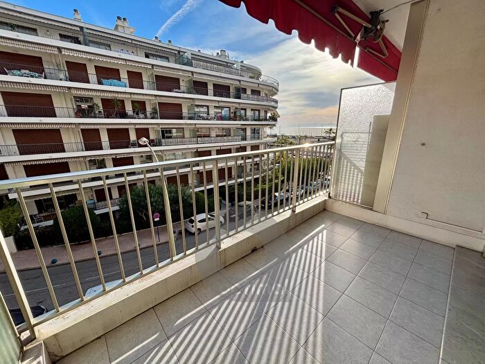 Appartement à vendre - Menton, Haut Borrigo, Saint-Paul-Garavan, Vallée de Gorbio - 4 pièces - 3 chambres