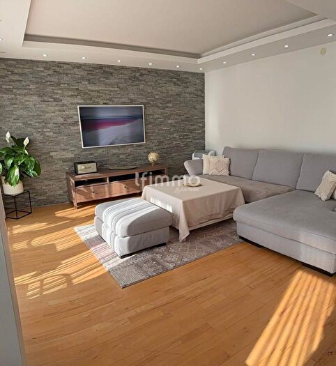 Appartement à vendre - Lingolsheim, Centre-ville - 3 pièces - 2 chambres