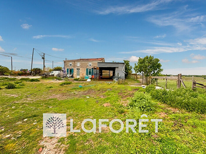 Maison 4 pièces à vendre à Grézac