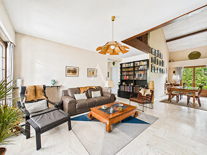 Champigny-sur-Marne, Centre-ville, Coteaux - Maison 6 pièces à vendre