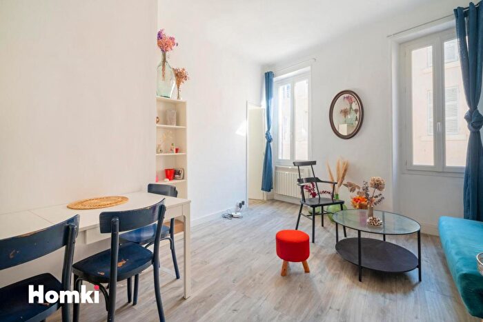 Appartement à vendre - Marseille er , Saint-Charles - 2 pièces - 1 chambre