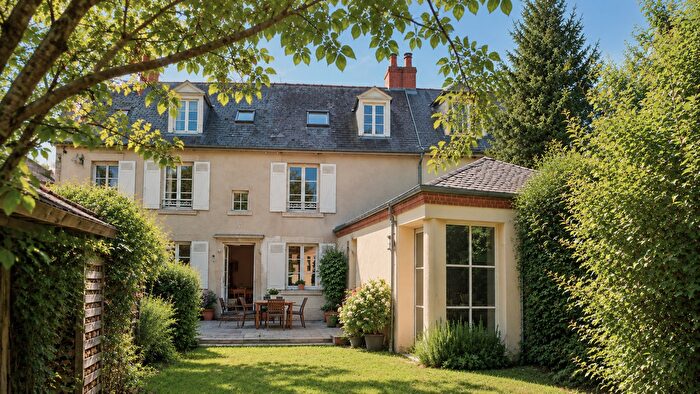 Maison 6 pièces à Olivet, Centre-ville, à vendre