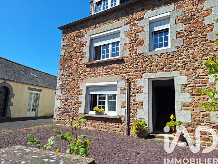 Goudelin : Maison 9 pièces à vendre