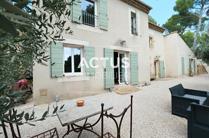 Maison à vendre - Salon-de-Provence, Hautes Viougues, Saint-Come, Pavillon - 5 pièces - 3 chambres