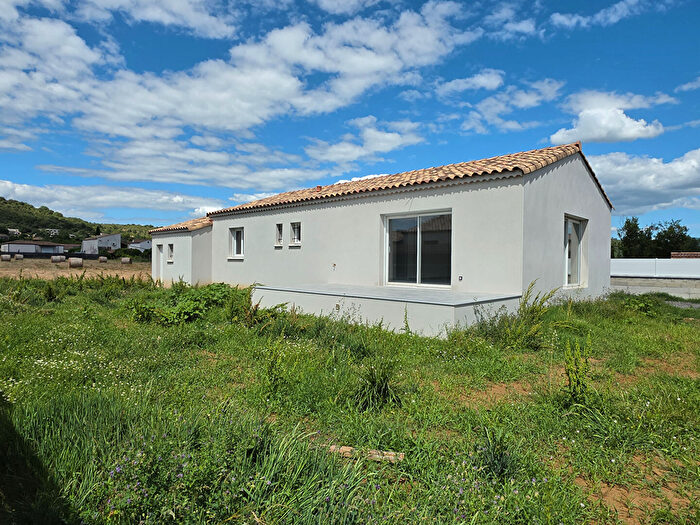 Maison 4 pièces à Vallon-Pont-d'Arc, à vendre