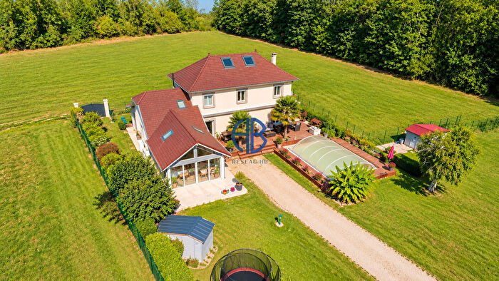 Maison 7 pièces à vendre - Saint-Jean-de-Soudain