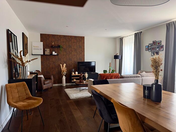 Maison à vendre - Châteaubriant, Centre-ville, Gare - 5 pièces - 3 chambres