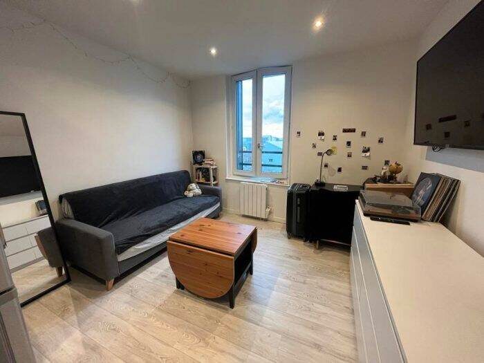 Appartement à louer - Cité Pierre et Marie Curie, Ivry-sur-Seine - 1 pièce