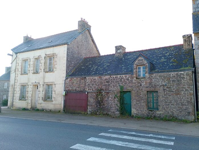 Maison à vendre - Glomel - 5 pièces - 3 chambres