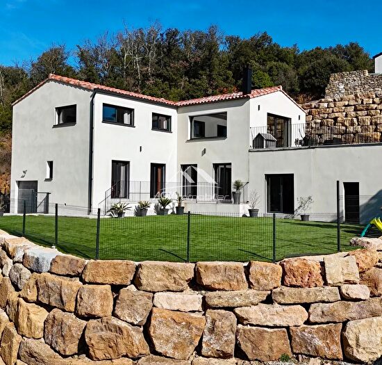 Maison à vendre - Saint-Jean-du-Pin - 8 pièces - 7 chambres