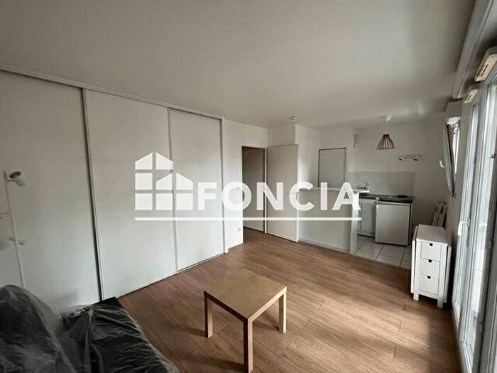 Appartement à louer - Cimetiere, Créteil - 1 pièce