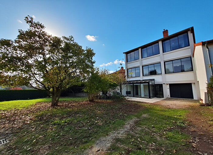 Maison à vendre - Chaponost - 6 pièces - 5 chambres