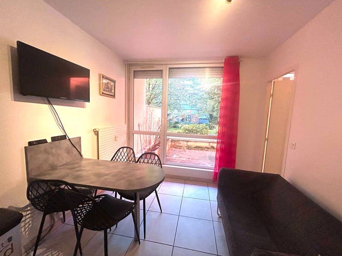 Appartement 5 pièces à Bonnevay, Villeurbanne, à louer