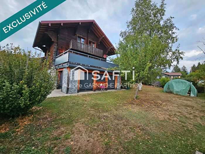 Maison 6 pièces à Villers-le-Lac, à vendre