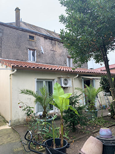 Maison à vendre - Antigny - 7 pièces - 4 chambres