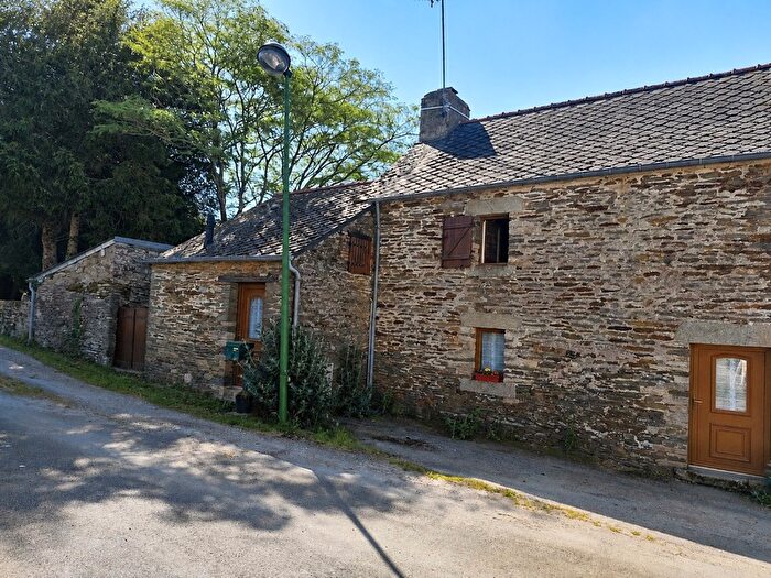 Saint-Jacut-les-Pins : Maison 3 pièces à vendre