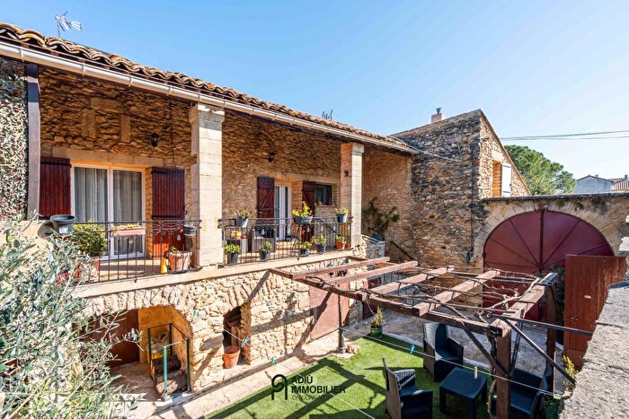 Maison à vendre - Uzès - 4 pièces - 3 chambres