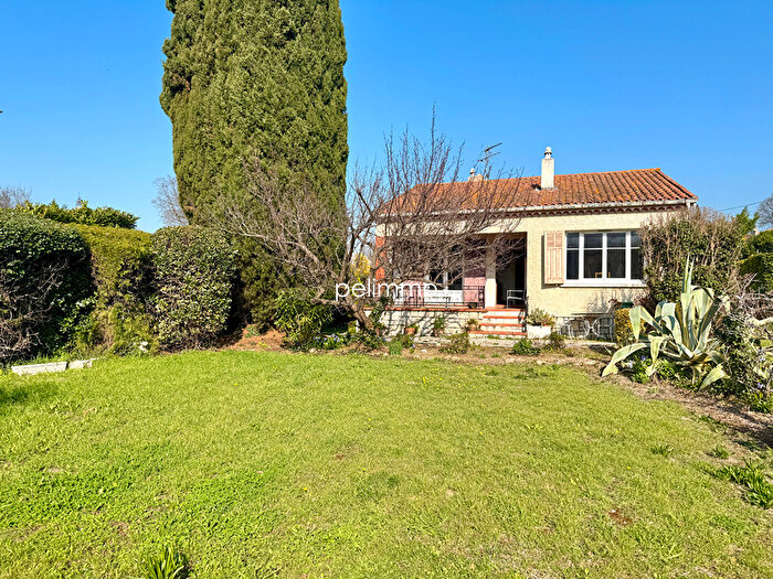 Maison à vendre - Grans - 4 pièces - 3 chambres