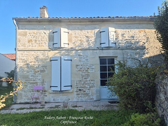 Maison à vendre - Authon-Ébéon - 9 pièces - 6 chambres