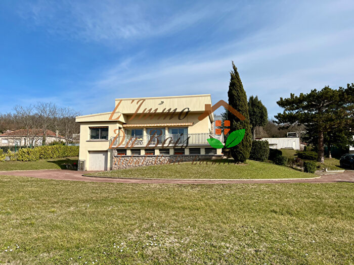 Maison à vendre - Salaise-sur-Sanne - 7 pièces - 4 chambres