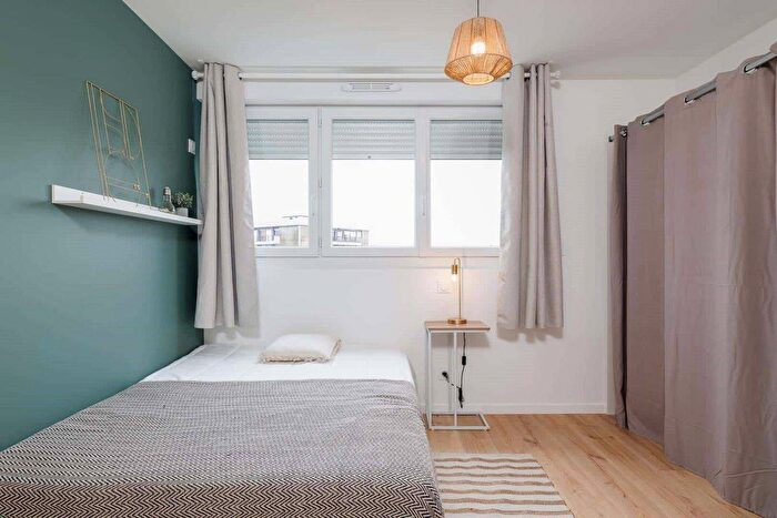 Appartement à louer - Centre Ville, Mérignac - 1 pièce