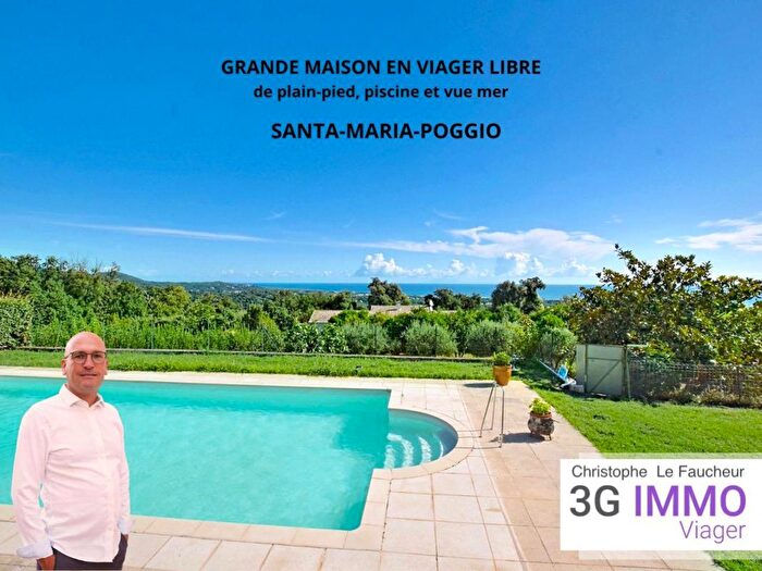 Maison à vendre - Santa-Maria-Poggio - 6 pièces - 4 chambres
