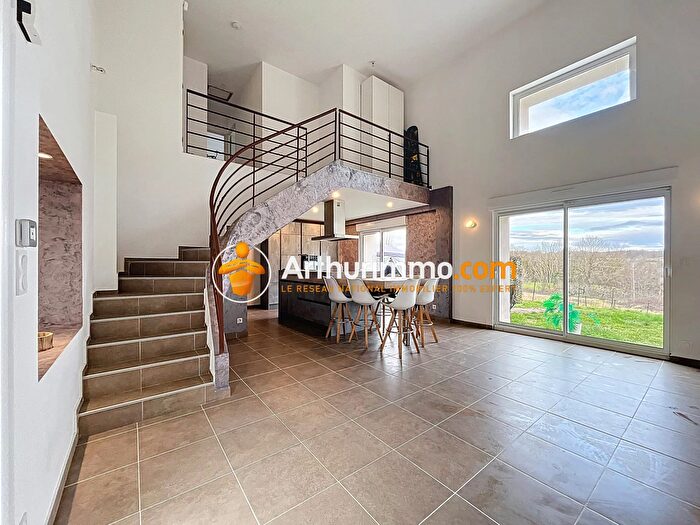 Maison à vendre - Saint-Pierre-de-Chandieu - 4 pièces - 3 chambres