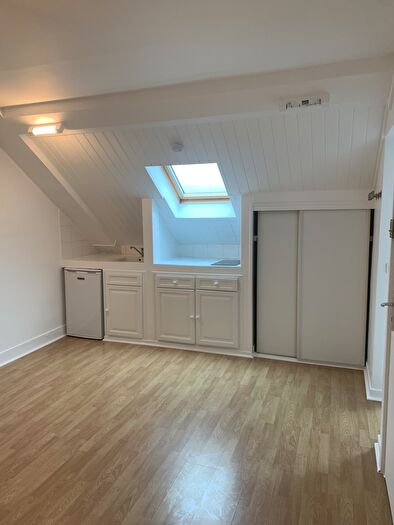 Appartement à louer - Versailles, Notre Dame - 1 pièce