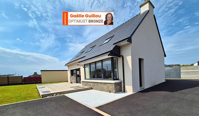 Maison à vendre - Santec - 6 pièces - 4 chambres