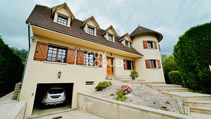 Maison 12 pièces à Janvry, à vendre