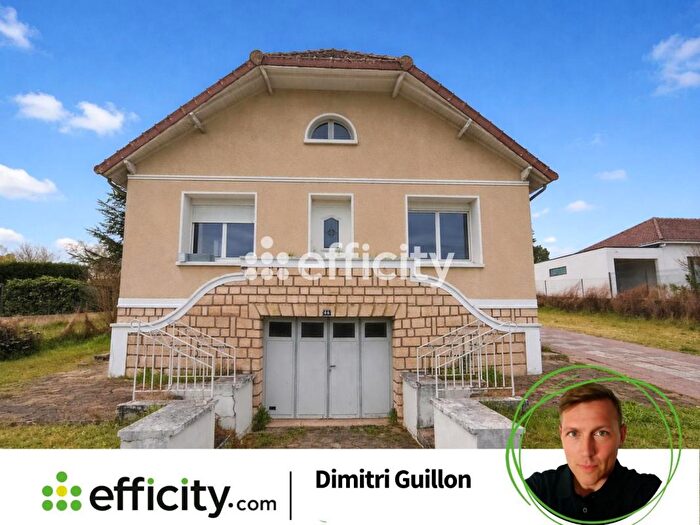 Maison à vendre - Châtellerault, Sud Ouest - 5 pièces - 4 chambres